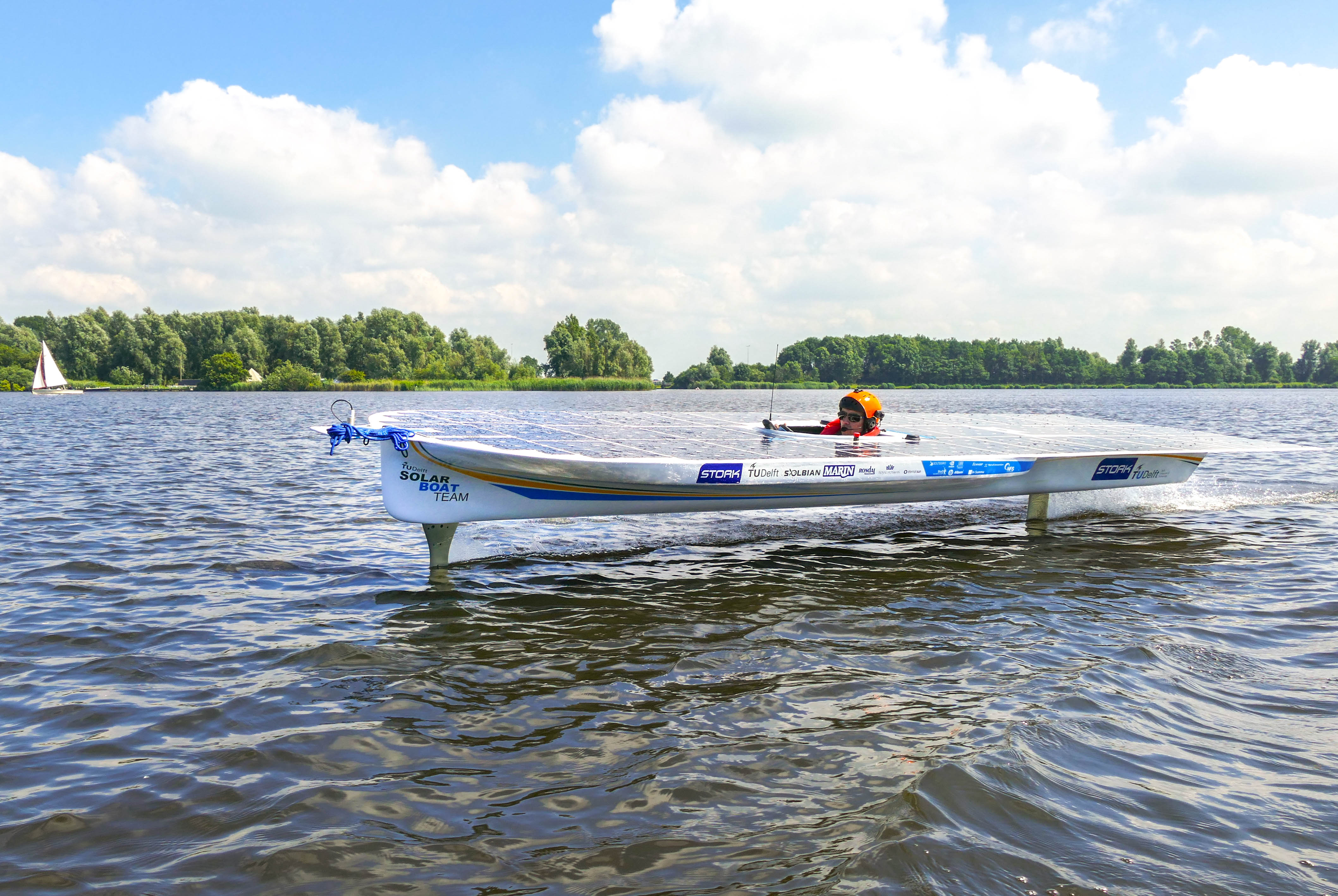 Genasun - De Stille Boot | Experts in Elektrisch Varen